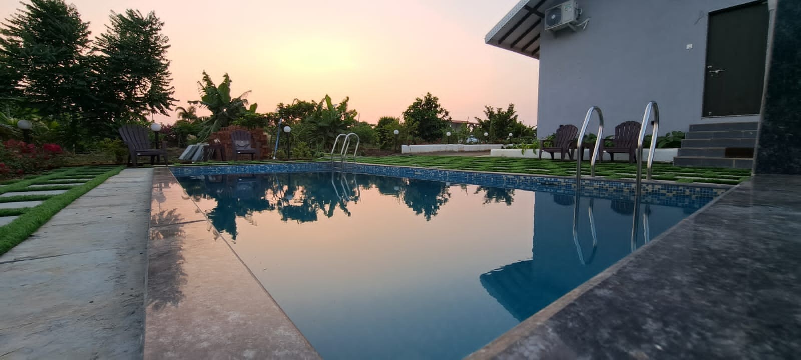 Blossom farmstay by the rentalgram - 3BHK Farmstay in Nashik
